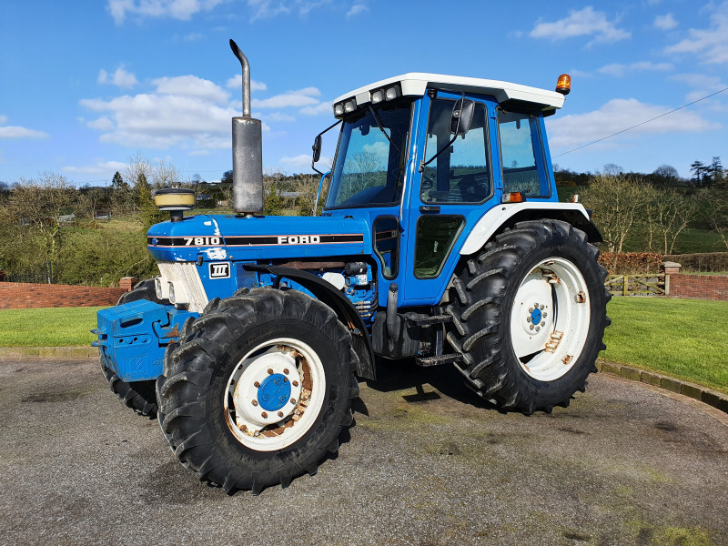 Trade Tractors | Manufacturer | Ford