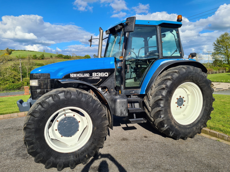 Trade Tractors | Manufacturer | New Holland