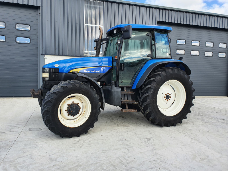 Trade Tractors | Manufacturer | New Holland